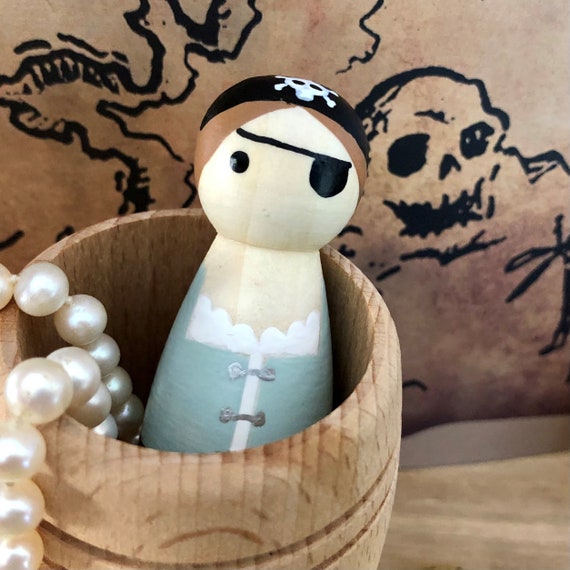 Arabic Style Dolls Eco Friendly Toys Hand Painted Wooden Peg Dolls ...