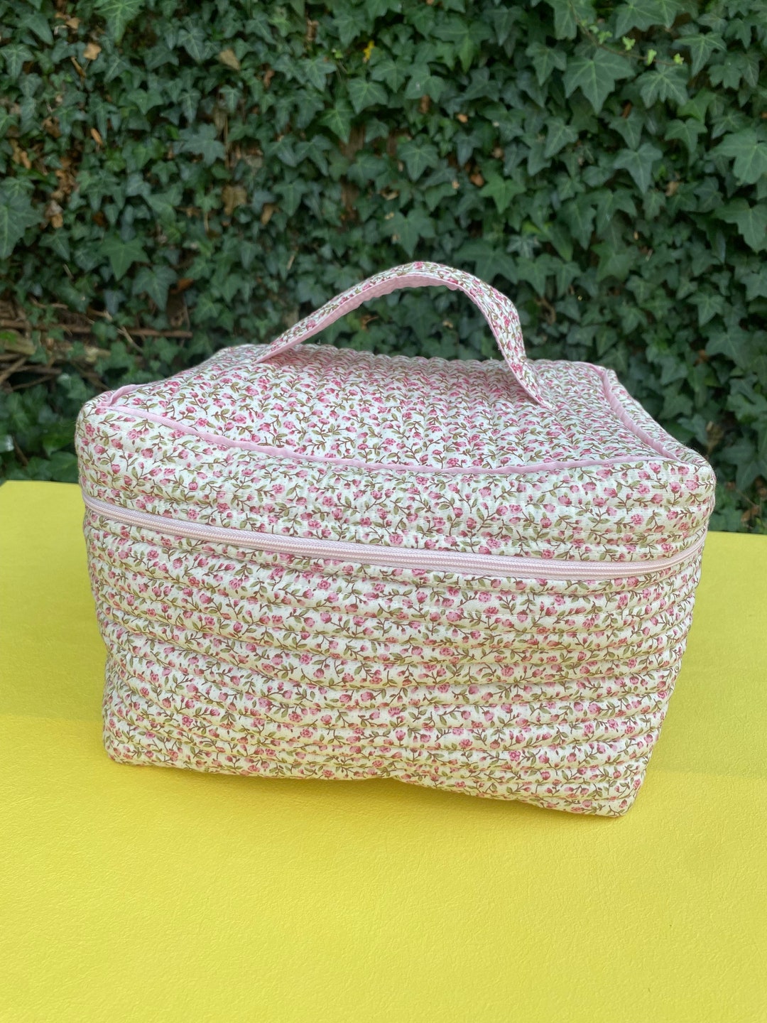 Quilted Make up Bag in Cute Floral Patterns - Large Toiletries Bag ...