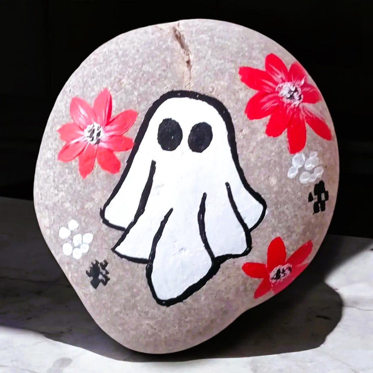 Hand-painted Ghost Stones: Spooky Halloween Decor, Set of 3 - Etsy
