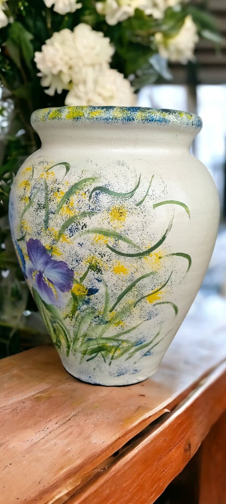 Handmade, Flower Patterned Pottery Vase Lily With One Stroke Technique ...