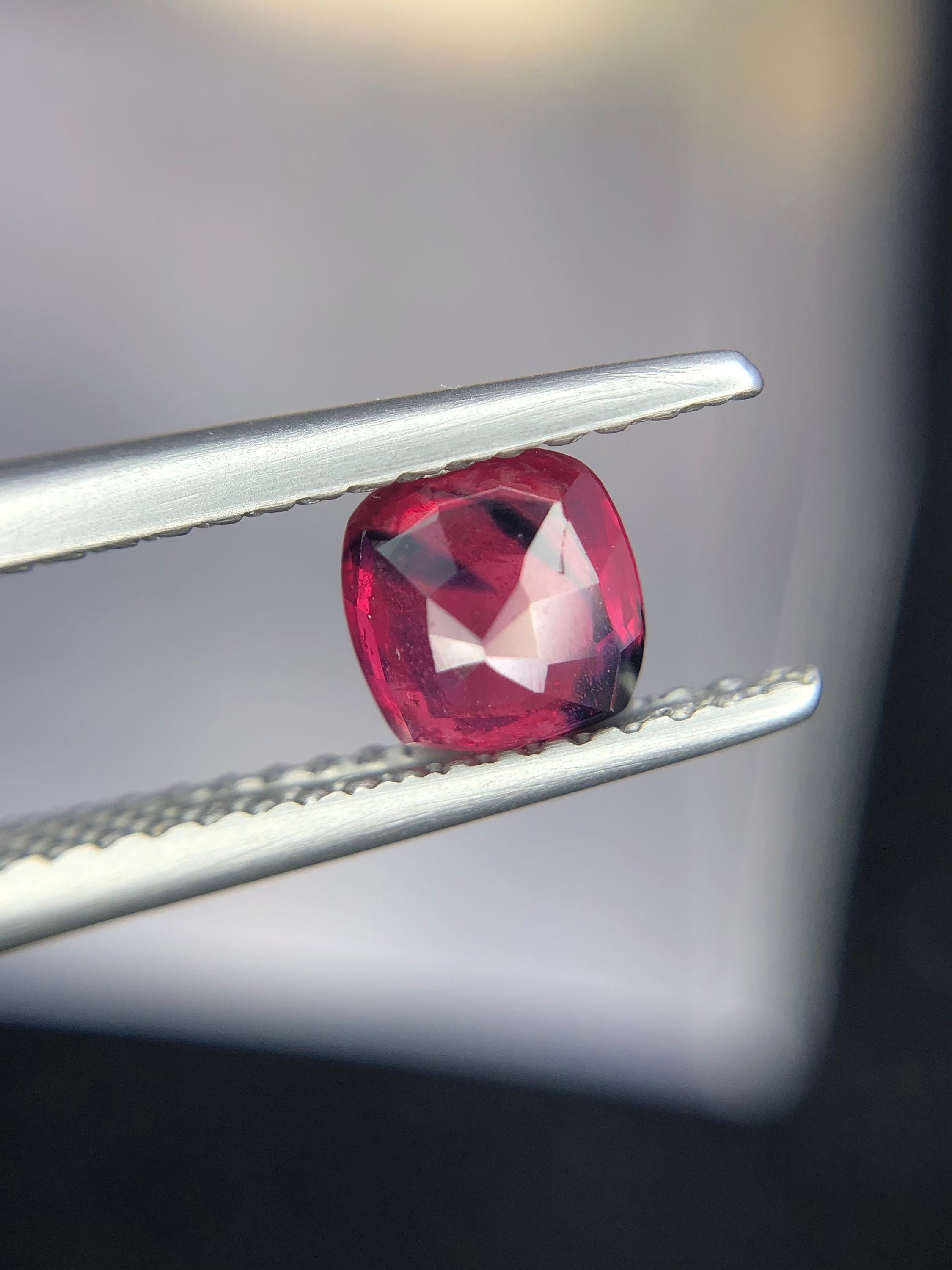 Beautiful Winza Sapphire With Perfect Cut With Beautiful Lustre Size 4 ...