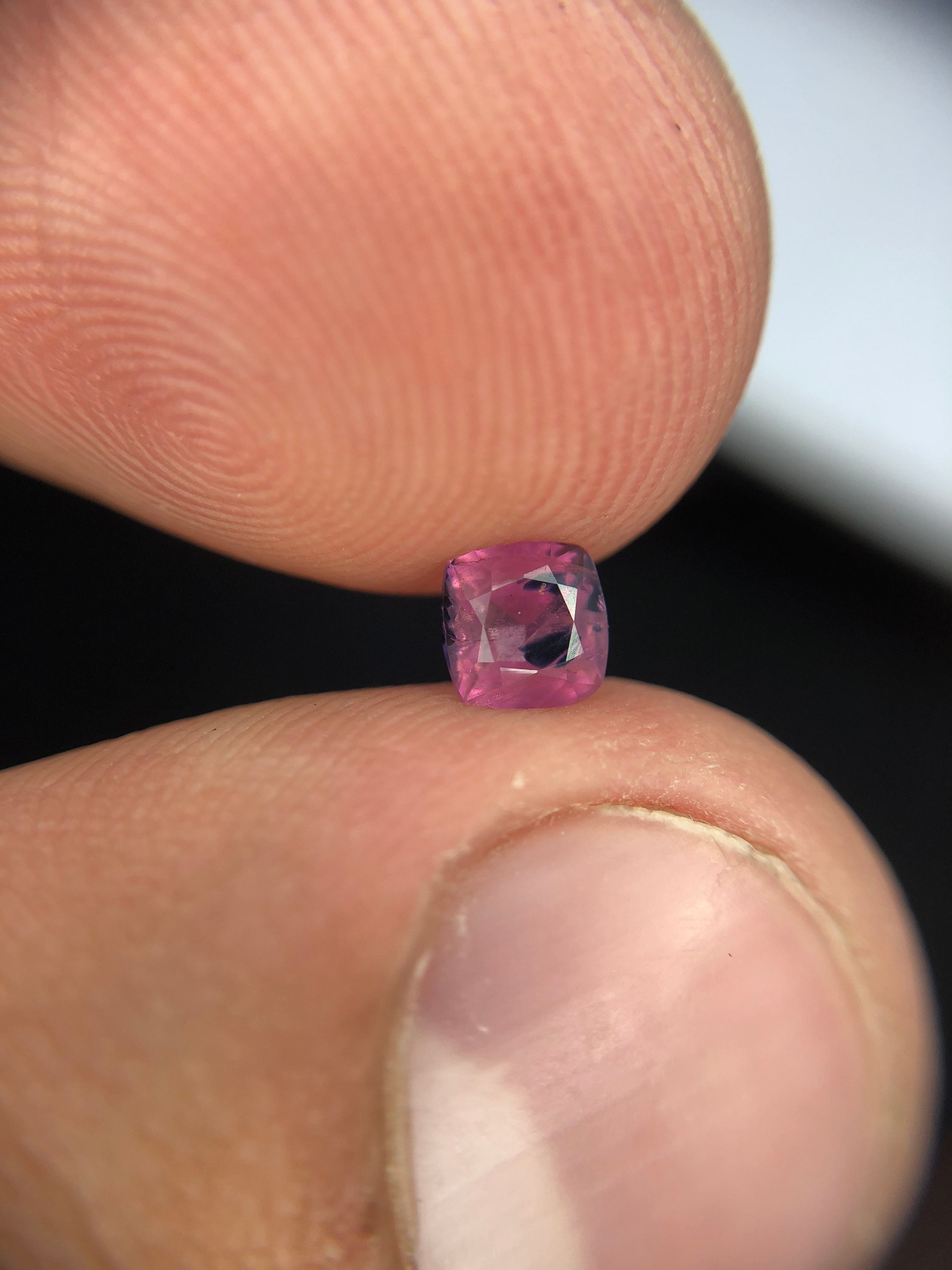 Beautiful Natural Bicolor Winza Sapphire With Perfect Cut With ...