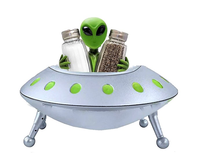 Aliens UFO Salt and Pepper Shakers Hand Painted New - Etsy