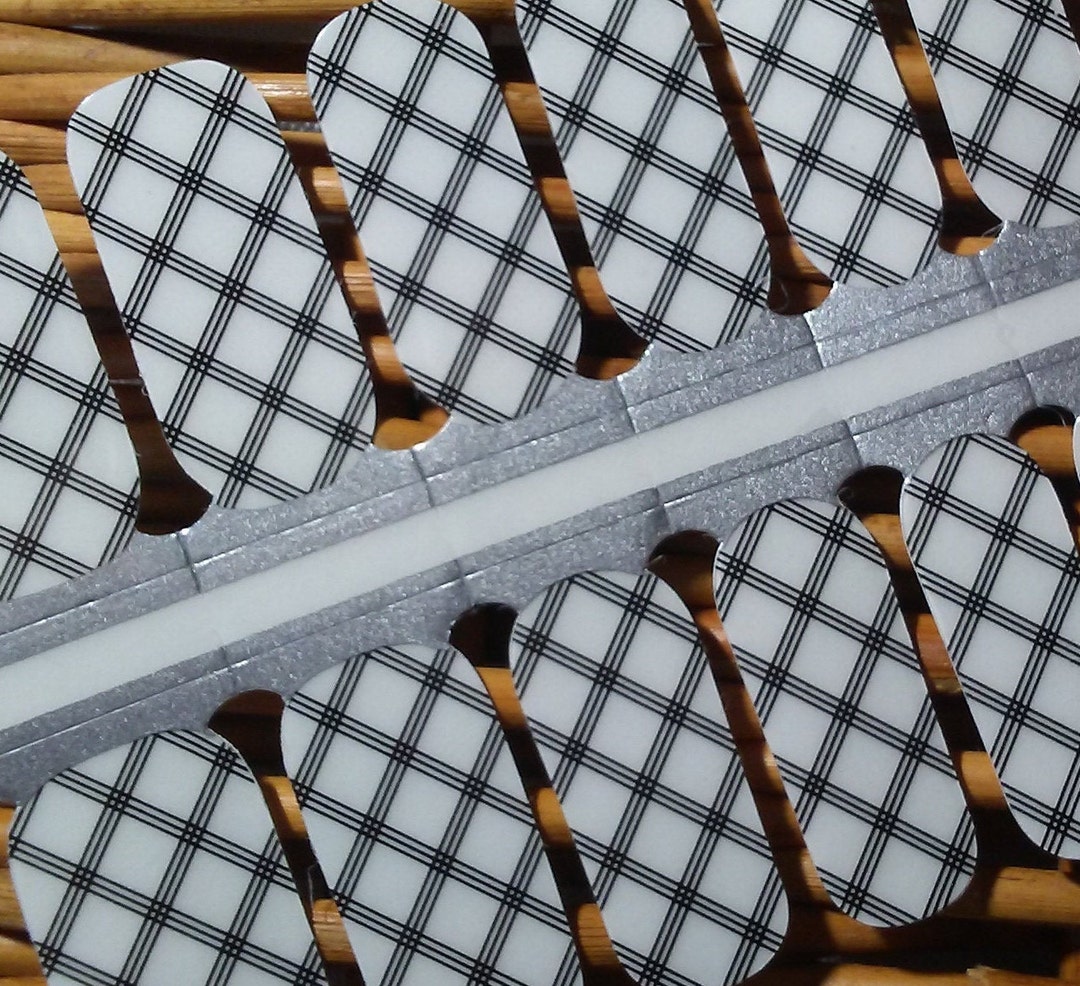 Black and White Criss-cross Diamond Design Nail Wraps, Made With Real ...