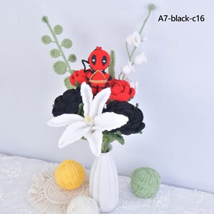Crochet Deadpool Rose Flower Bouquet,handmade Crochet Ornament Flowers ...