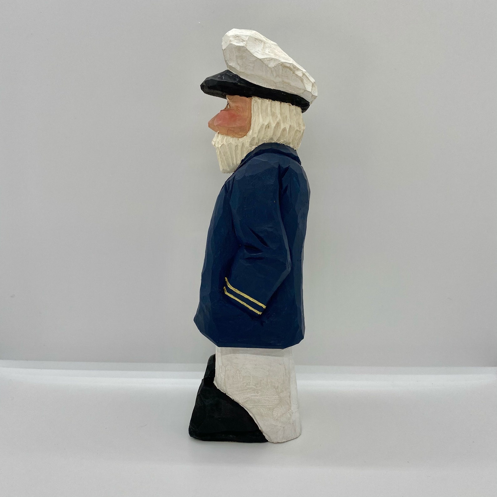 Sea Captain. Hand carved sea faring woodcarving. Year round | Etsy