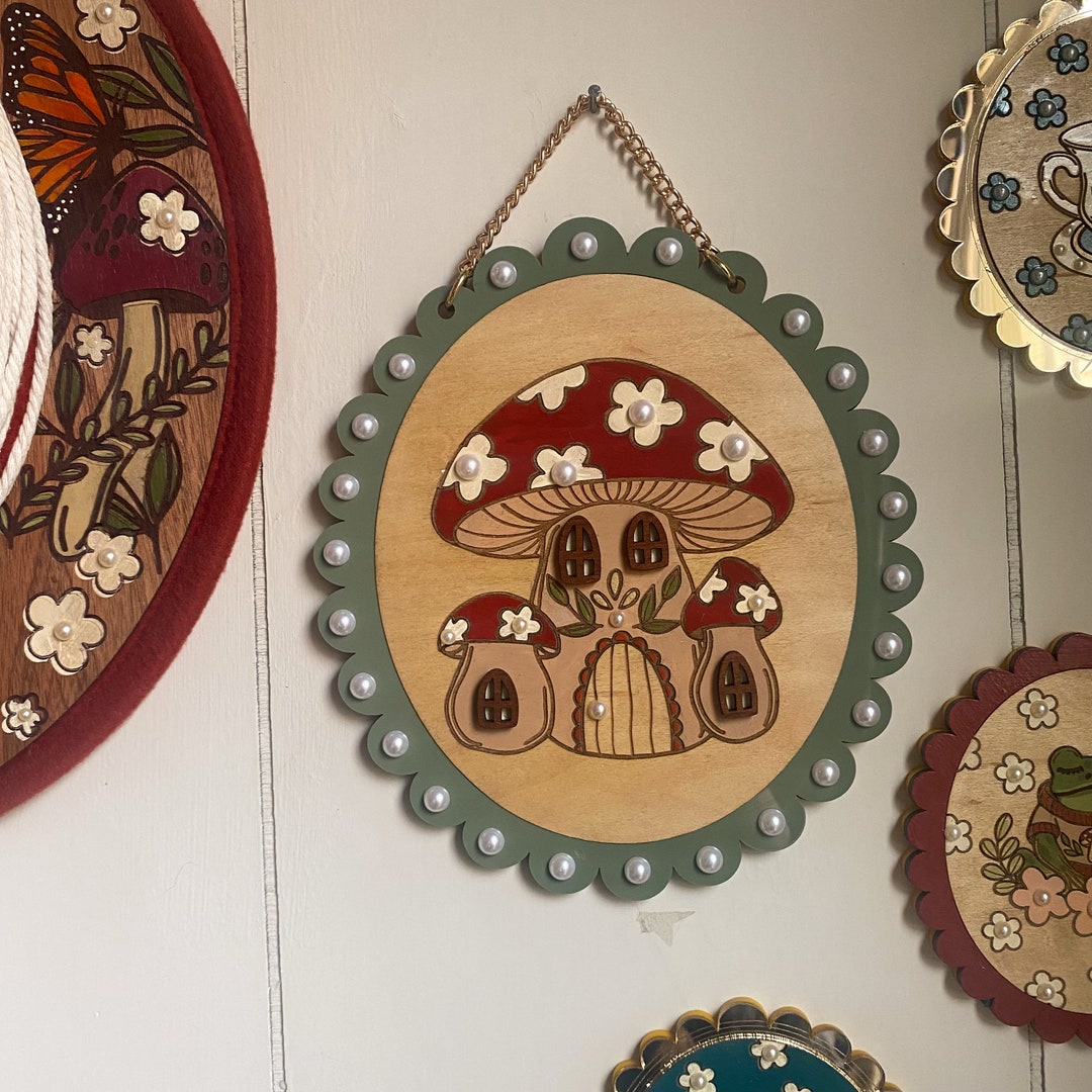MUSHROOM CUTE COTTAGE Wall Hanging, Cottage Core Decor, Hand Painted ...