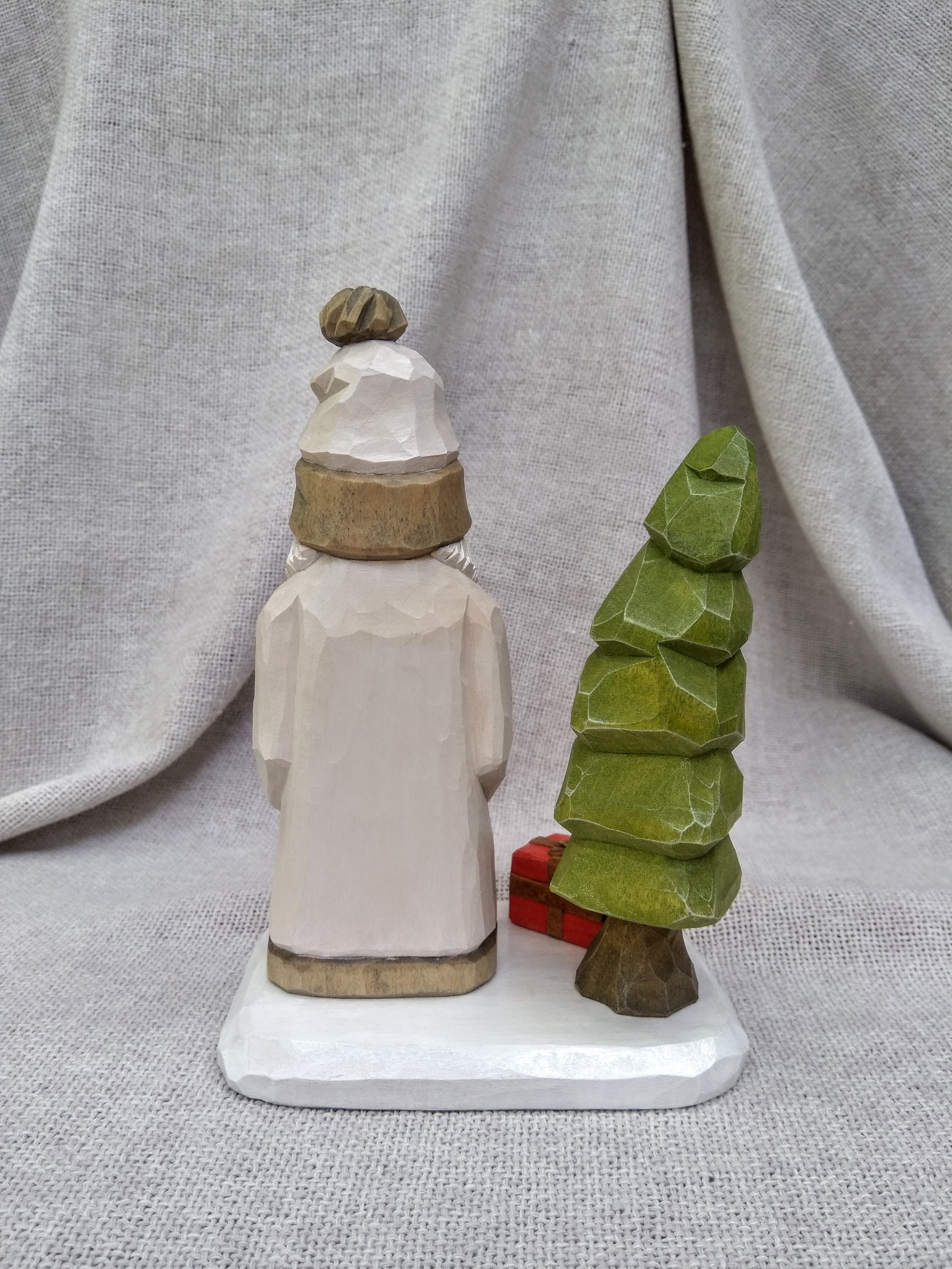 Wood Carving Winter Scene of Santa Claus Figurine With Christmas Tree ...