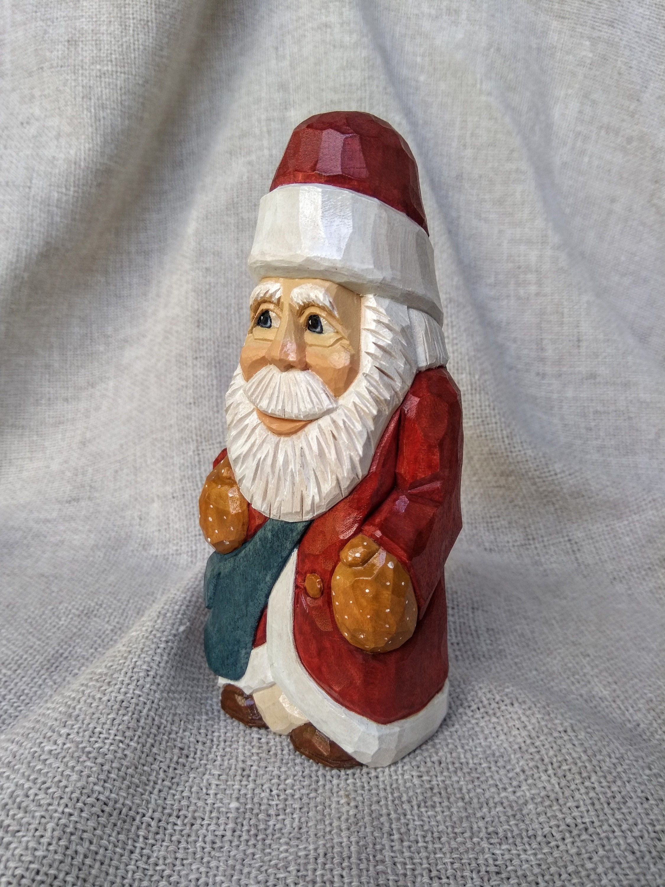 Wood Carving Santa Claus Sculpture - Hand Carved Wooden Santa ...