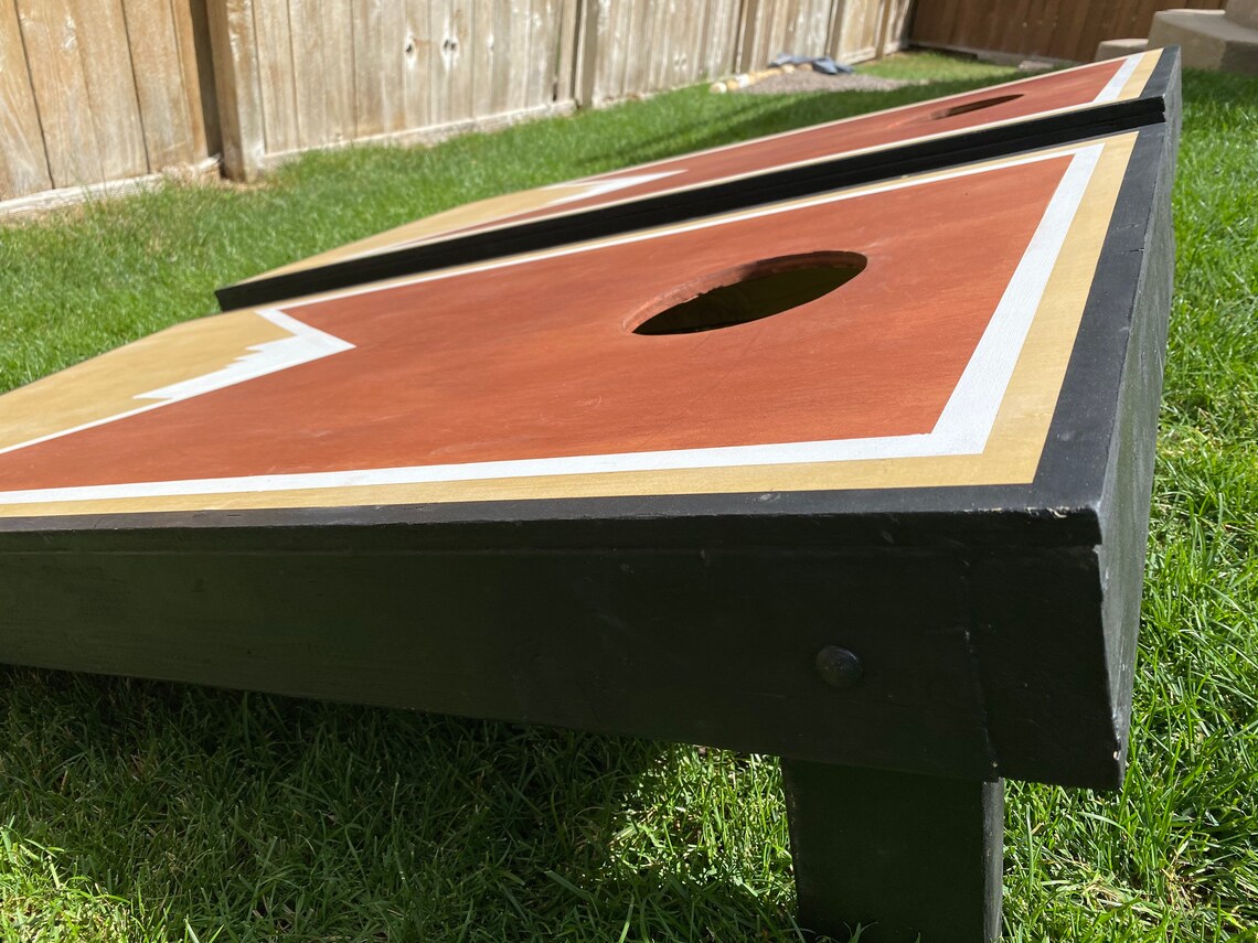 Mountain Design Custom Cornhole Set | Etsy