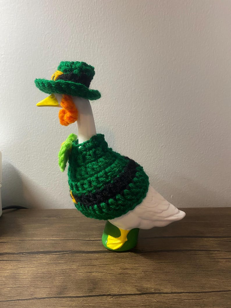 Shamrock Sam 7" Desk Goose Crochet Pattern (digital Download) - Etsy