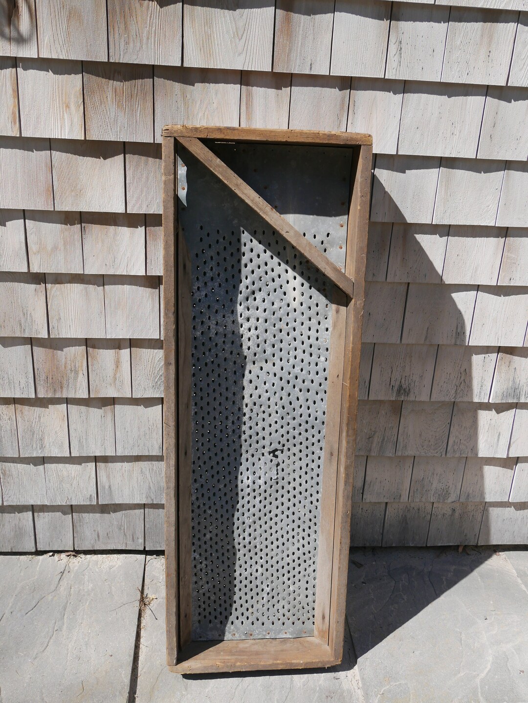 Antique Industrial Tray Stand Sifter Rack Floral Metal Mesh Garden Tray ...