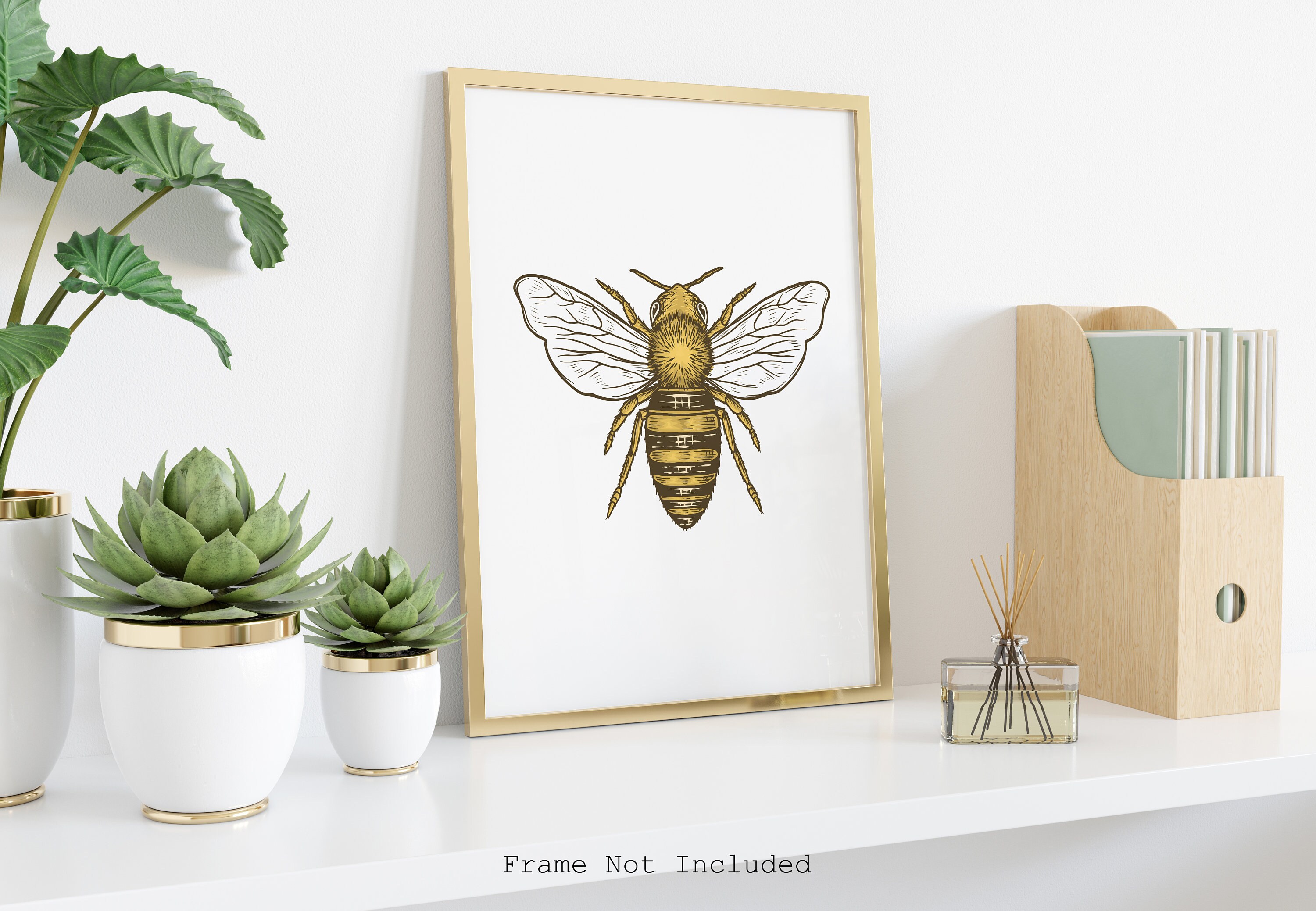 Honey Bee Downloadable print Honey Bee wall art Printable | Etsy