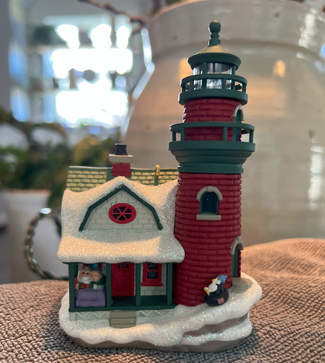 Hallmark Magic Collector's Series Lighthouse Greetings Ornaments 2006 ...