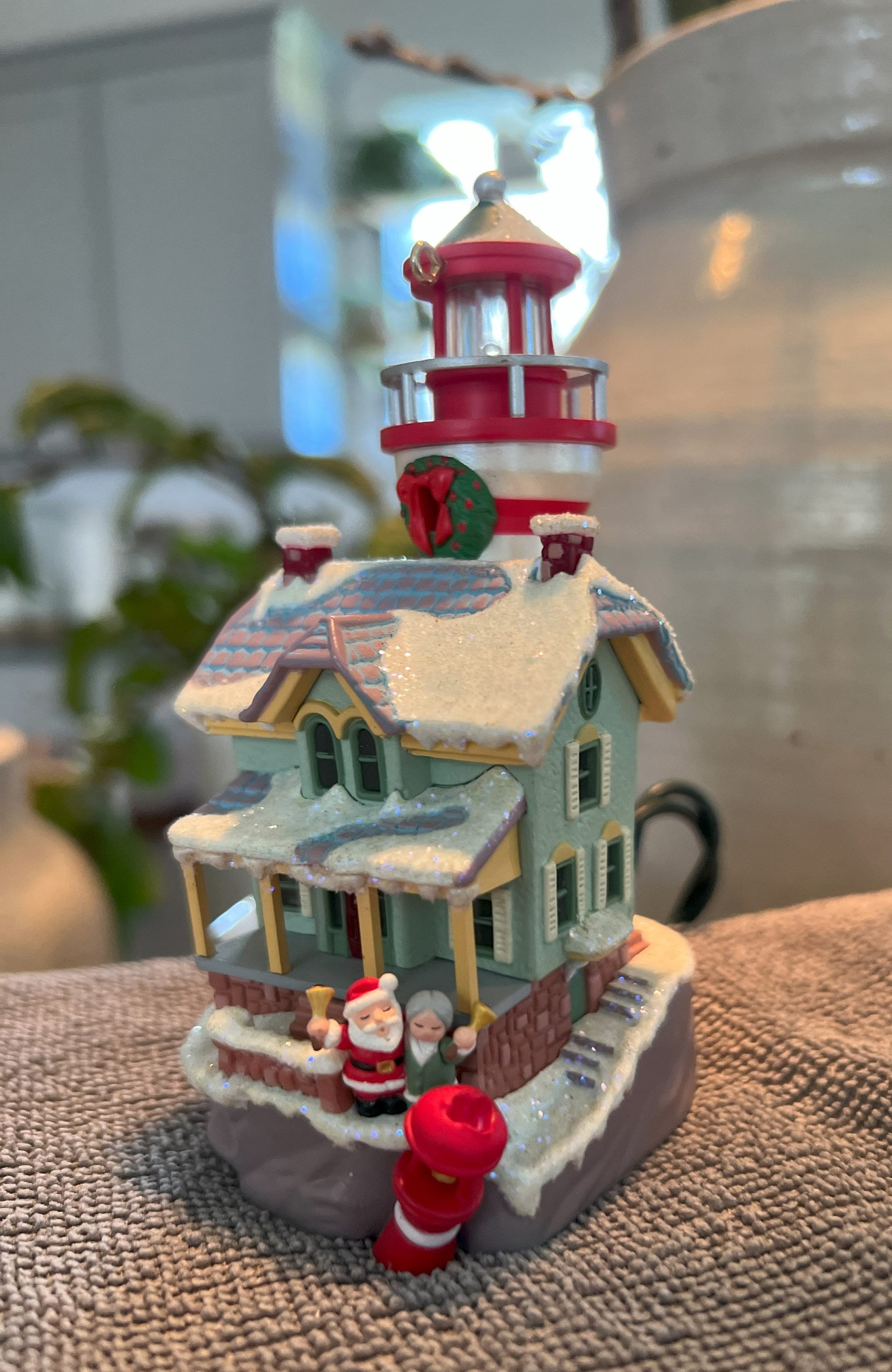 Hallmark Magic Collector's Series Lighthouse Greetings Ornaments 2006 ...