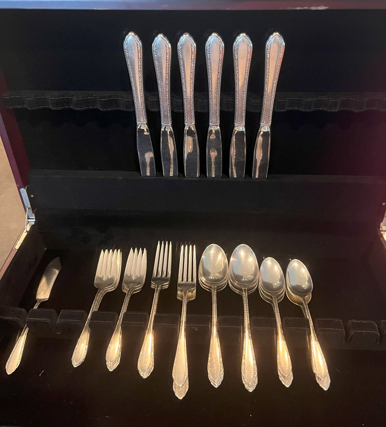 Wildflower by Royal Crest Sterling Flatware 31 Pieces in Walnut Wood ...
