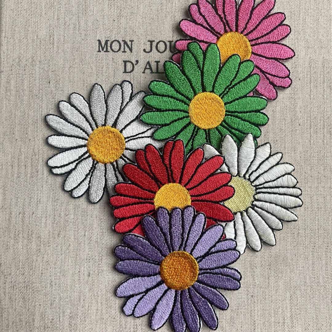 Daisy Patch, Flower Iron-on Patch - Etsy