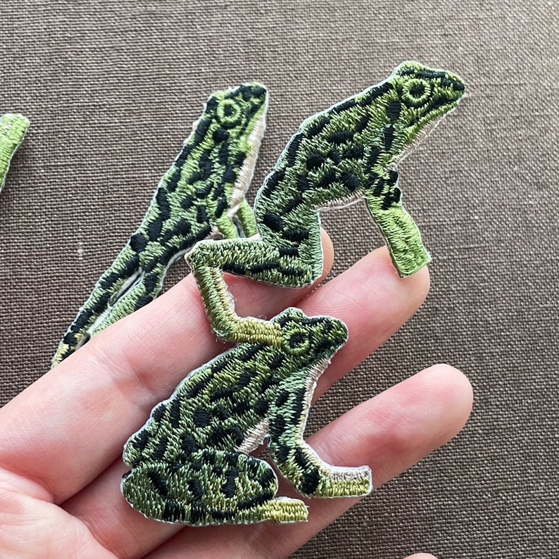 Frog Patch, Flower Patch, Frog Iron-on Patch, Frog Embroidered - Etsy