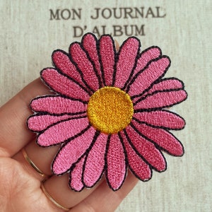 Daisy Patch, Flower Iron-on Patch - Etsy
