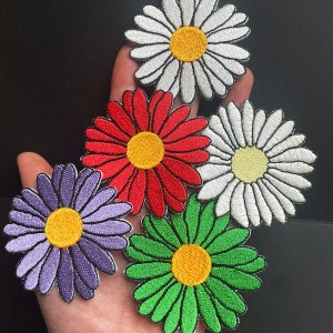 Daisy Patch, Flower Iron-on Patch - Etsy