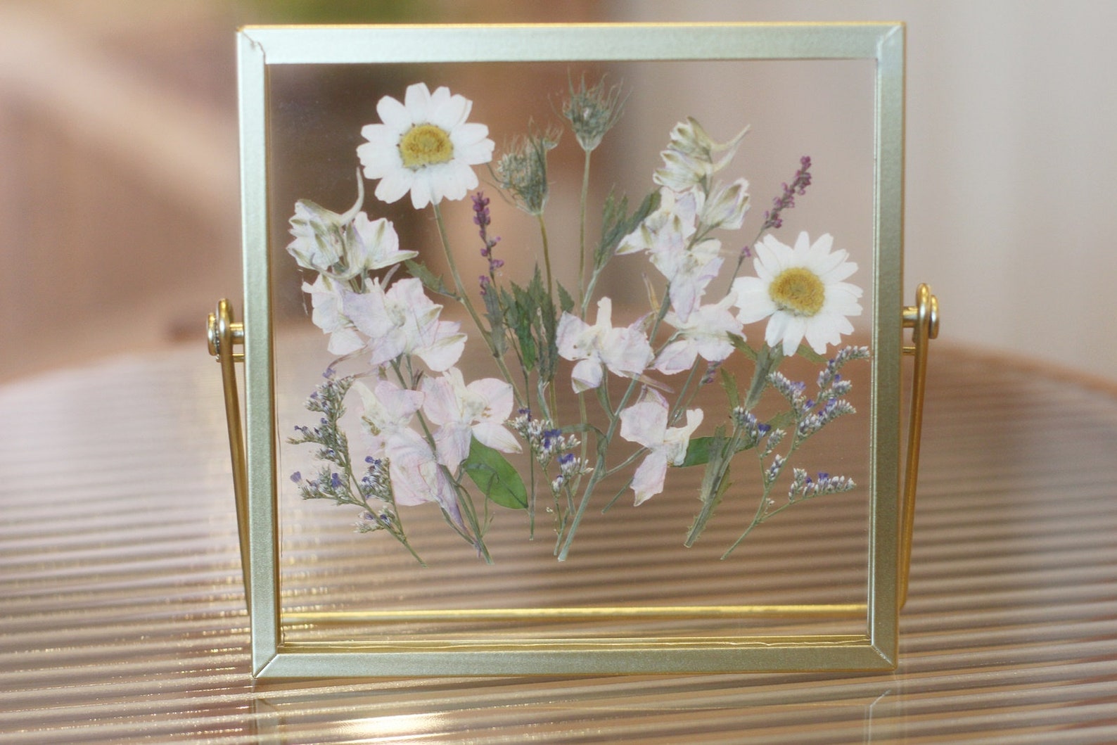 Herbarium Floating Frame Botanical Art Frame Pressed Dried - Etsy