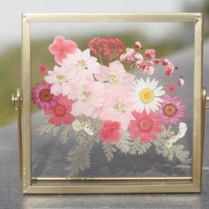 Mixed Pink Pressed Flower Frame, Pressed Flower Floating Frame ...