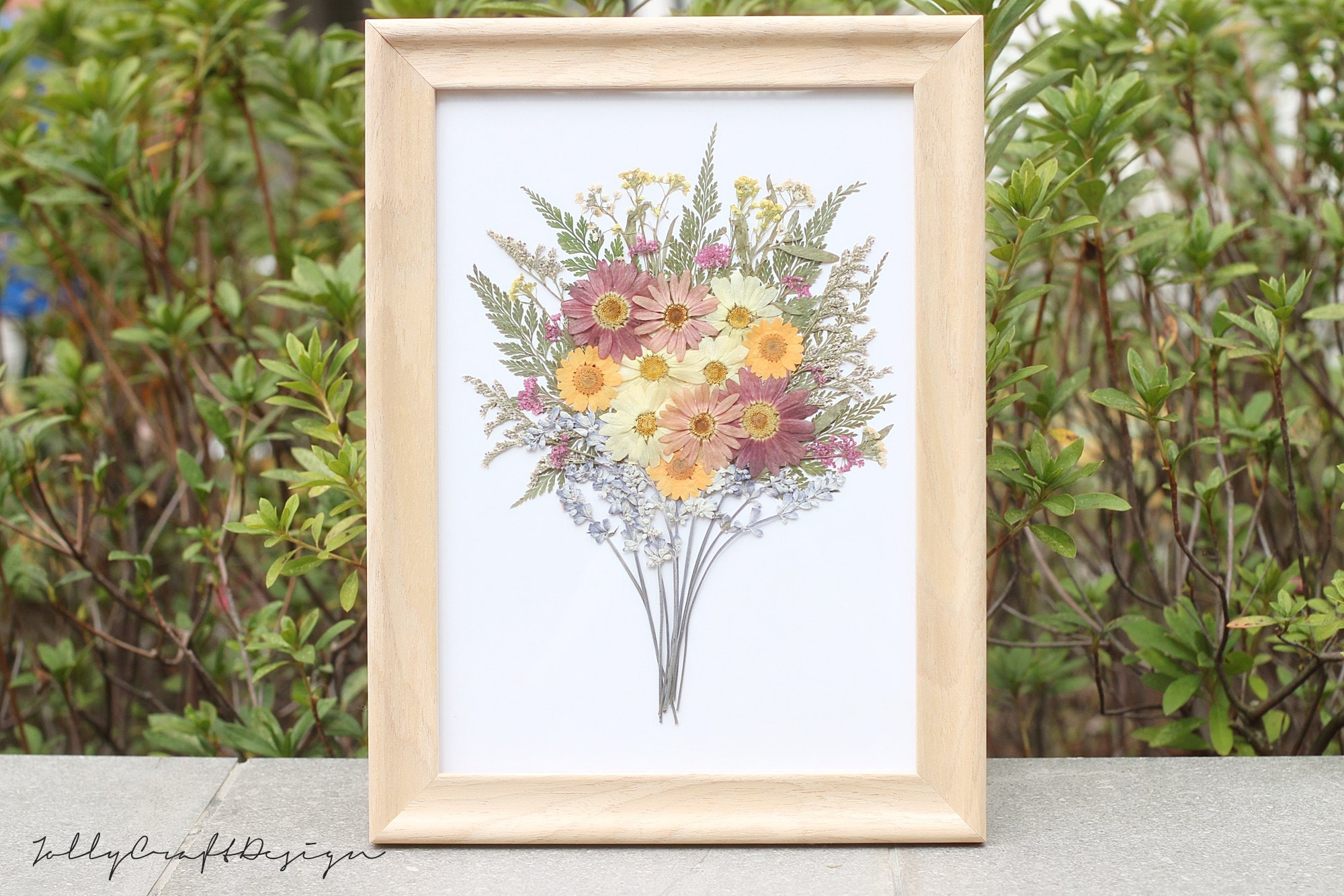Herbarium Flower Bouquet Hanging Frame, Nature Dried Flower Frame ...