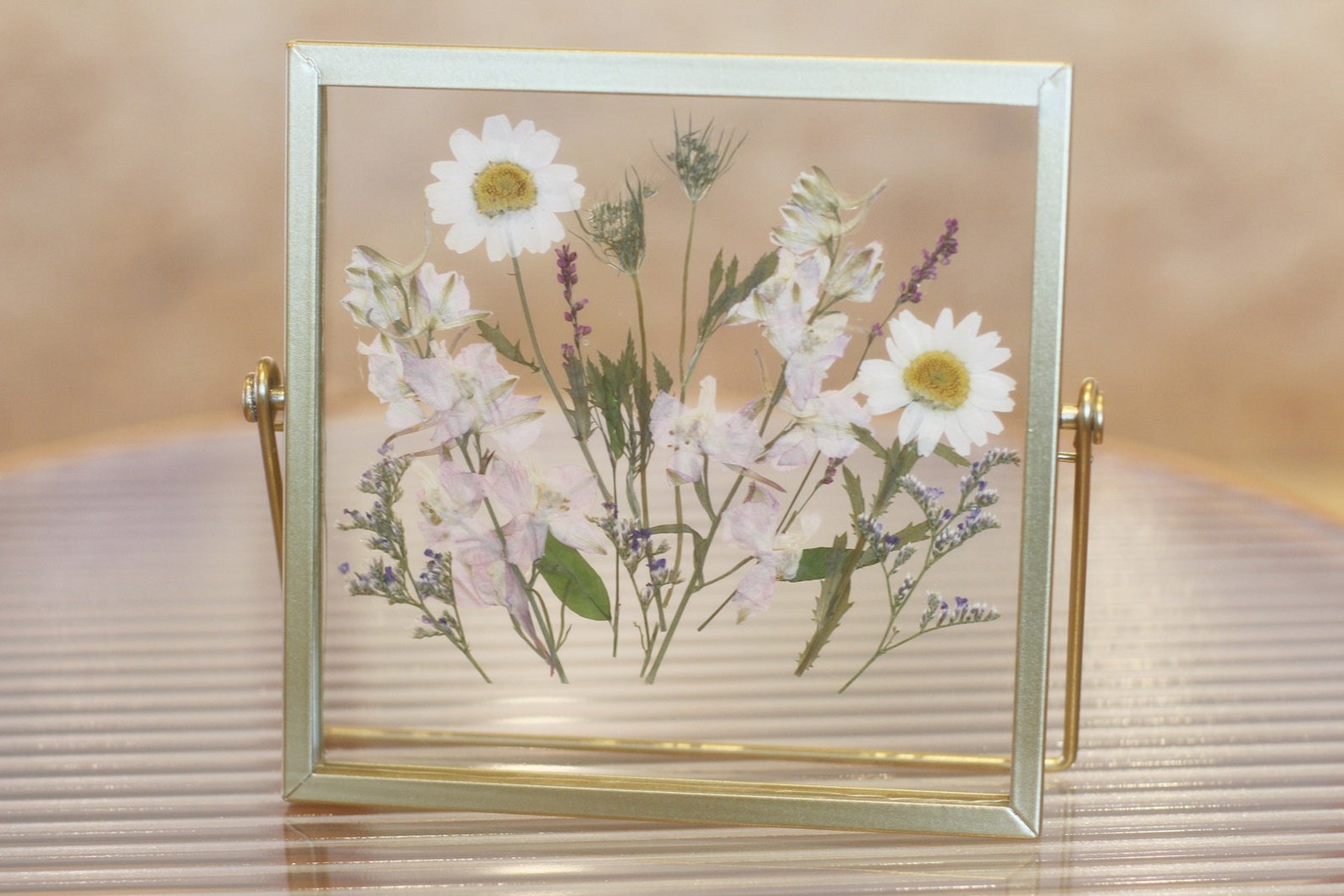 Herbarium Floating Frame Botanical Art Frame Pressed Dried - Etsy