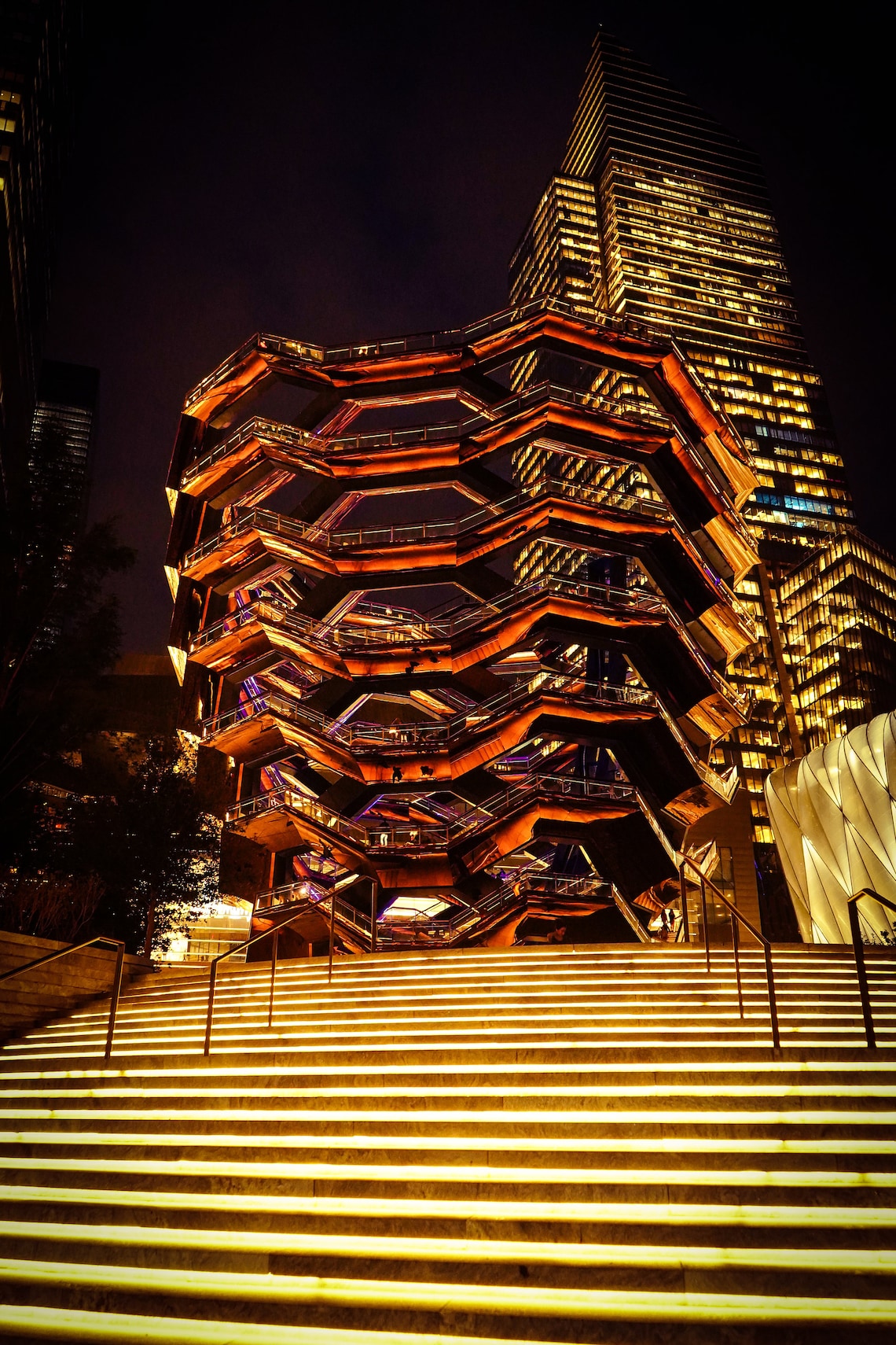 The Vessel New York by Night, Night Photography, Landmark in NYC ...