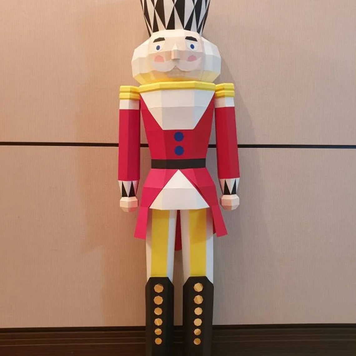 Nutcracker Papercraft 3D lowpoly PDF Templante soldier 3D model ...