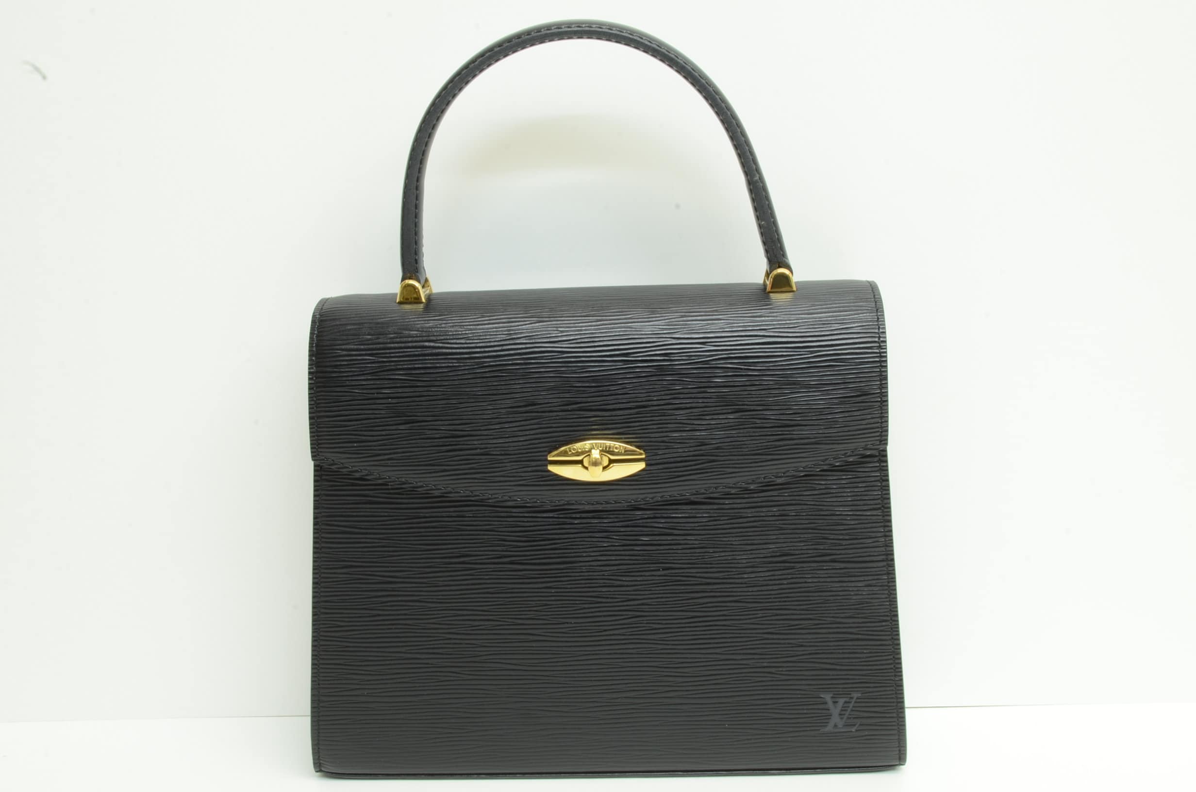 Authentic Louis Vuitton Epi Malesherbes Black Leather Authentic Louis Vuitton Epi Malesherbes Black Leather