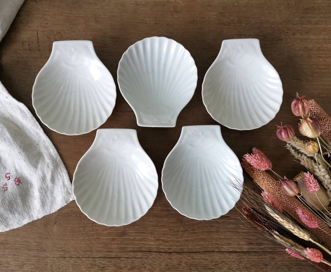 Set of Vintage White Ceramic Scallop Shell Dishes Plates / Ovenproof ...