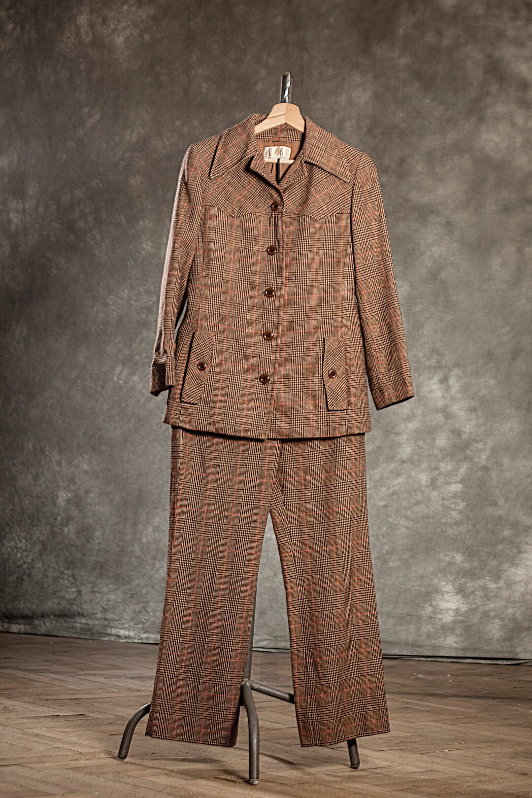 DAKS Vintage Check Tweed Suite 1960s, Woman Jacket and Pants, Wool ...