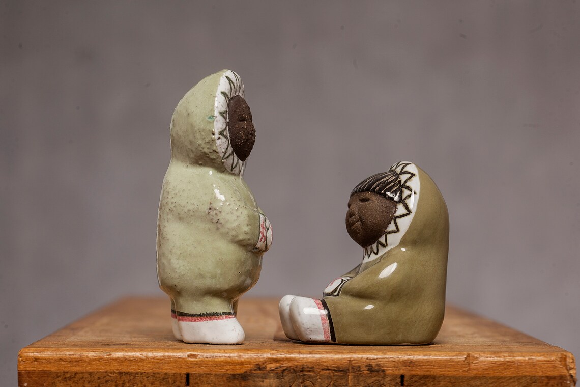 Vintage Ceramic Set of 2 Eskimos Figurine by Mari Simmulson - Etsy