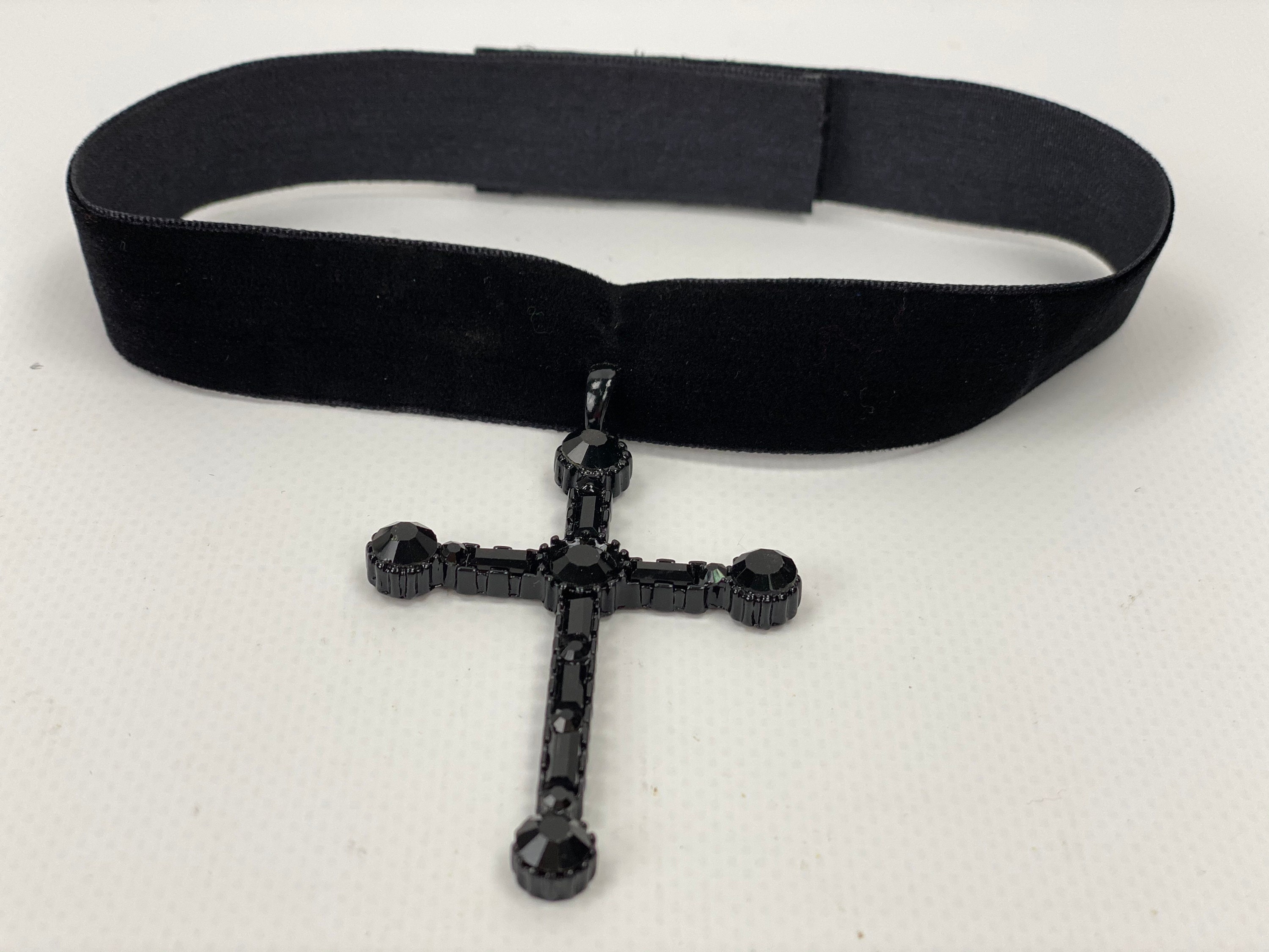Black Cross Choker Black Velvet Medieval Choker Steampunk - Etsy
