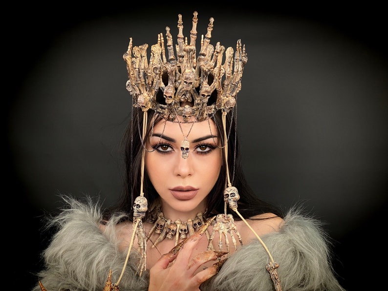 Mardi Gras Costume, Skull Queen Crown: Gothic Voodoo Headpiece ...
