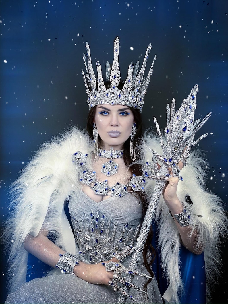 Ice Queen Crown, Silver Spiked Tiara, Christmas Costume - Etsy