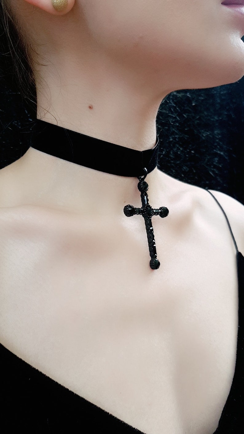 Black Cross Choker Black Velvet Medieval Choker Steampunk - Etsy