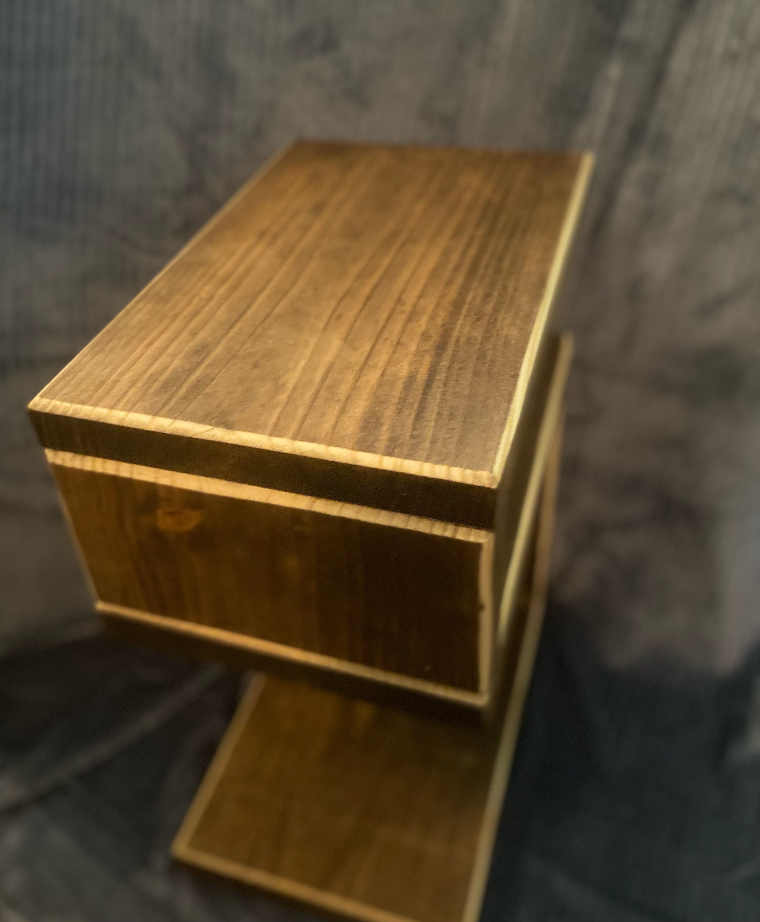 The Inzar End Table - Etsy