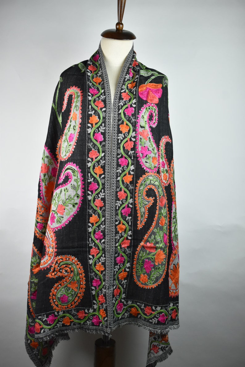 Christmas Day Hand Embroidered Wool Shawl, Cashmere Shawl, Wool Shawl ...