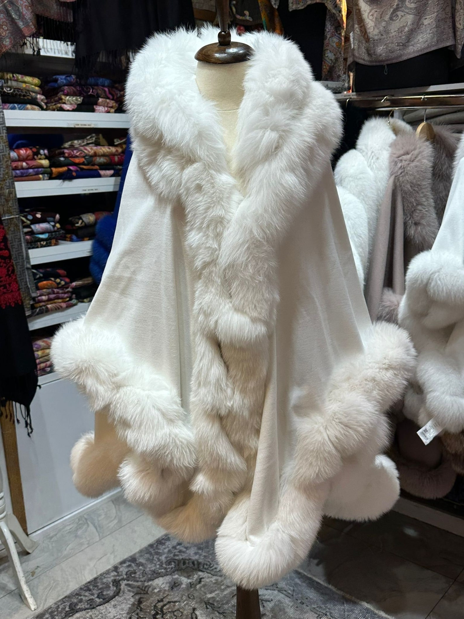 Whit Hood White Fox Fur Cashmere Cape With Whiite Fox Fur Trimmed ...