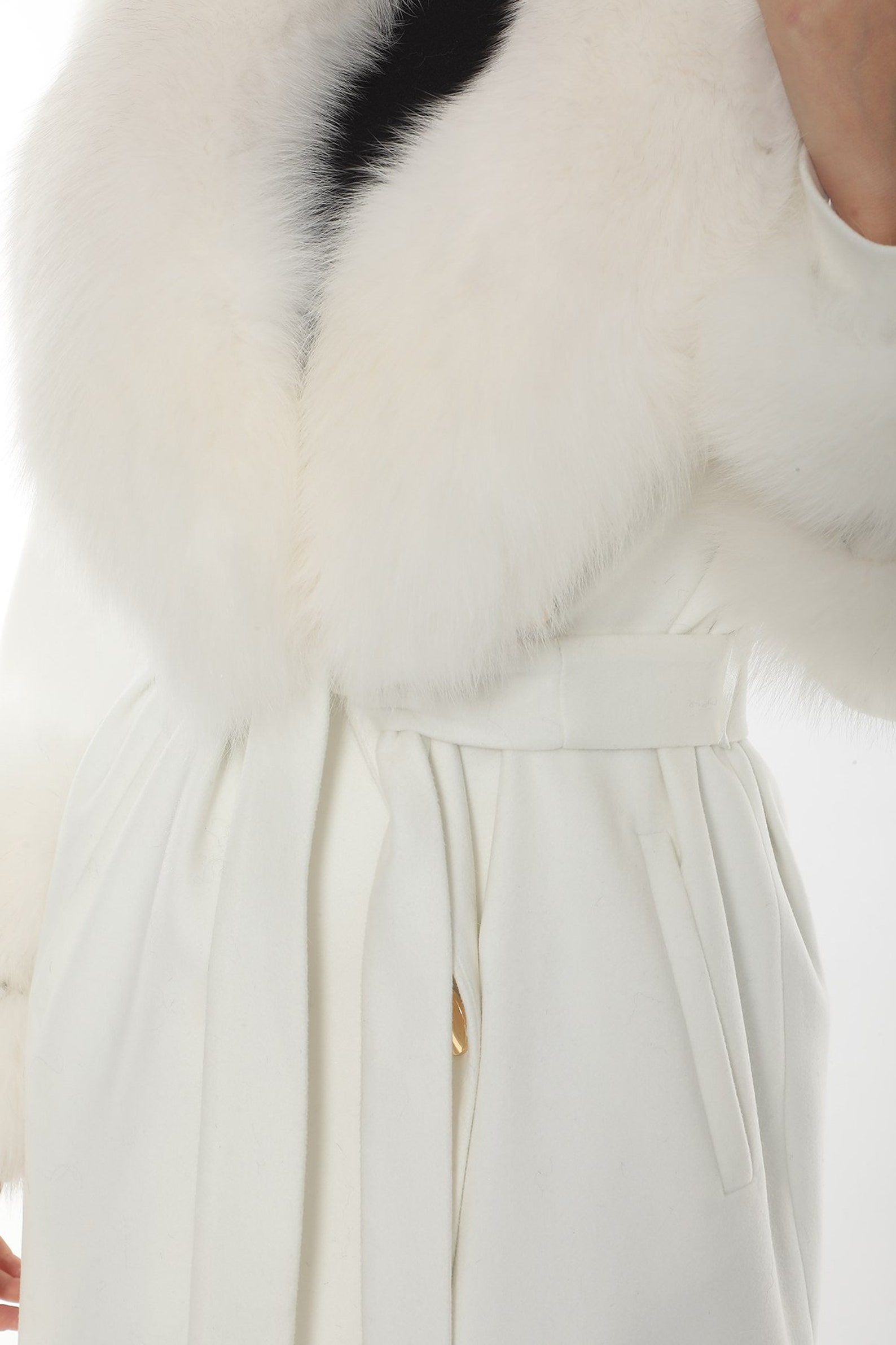 Winter White Cashmere Coat White Fox Collar and Cuffs Women Stylish Fox ...