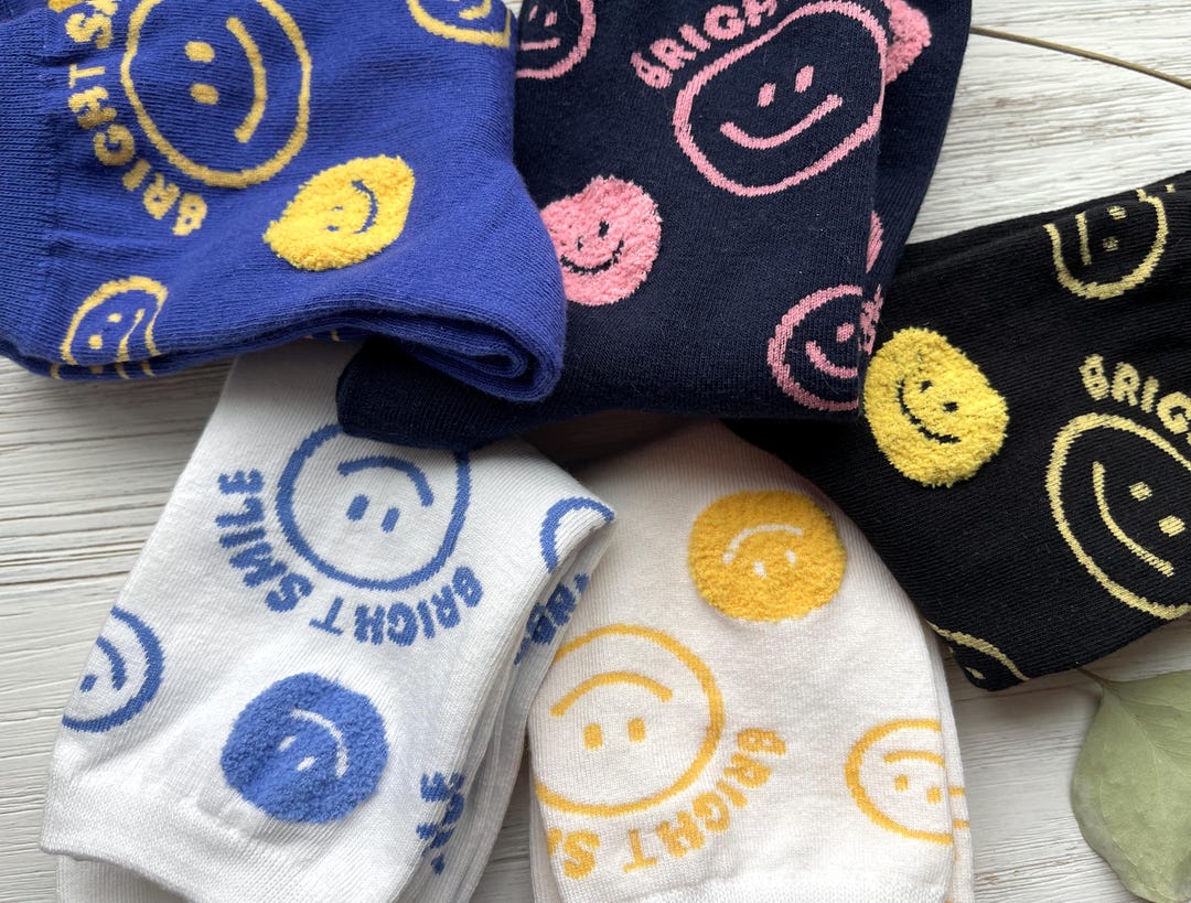 Smiley Face Socks, Student Everyday Socks, Teenager College Students ...