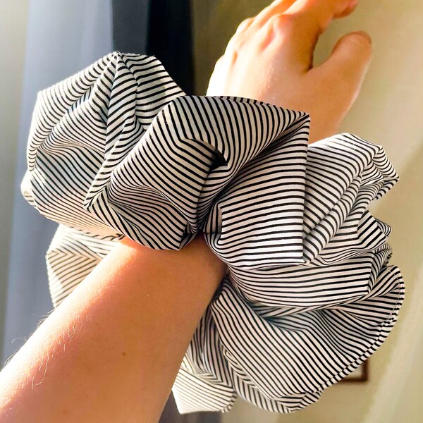 Large Scrunchie - Etsy