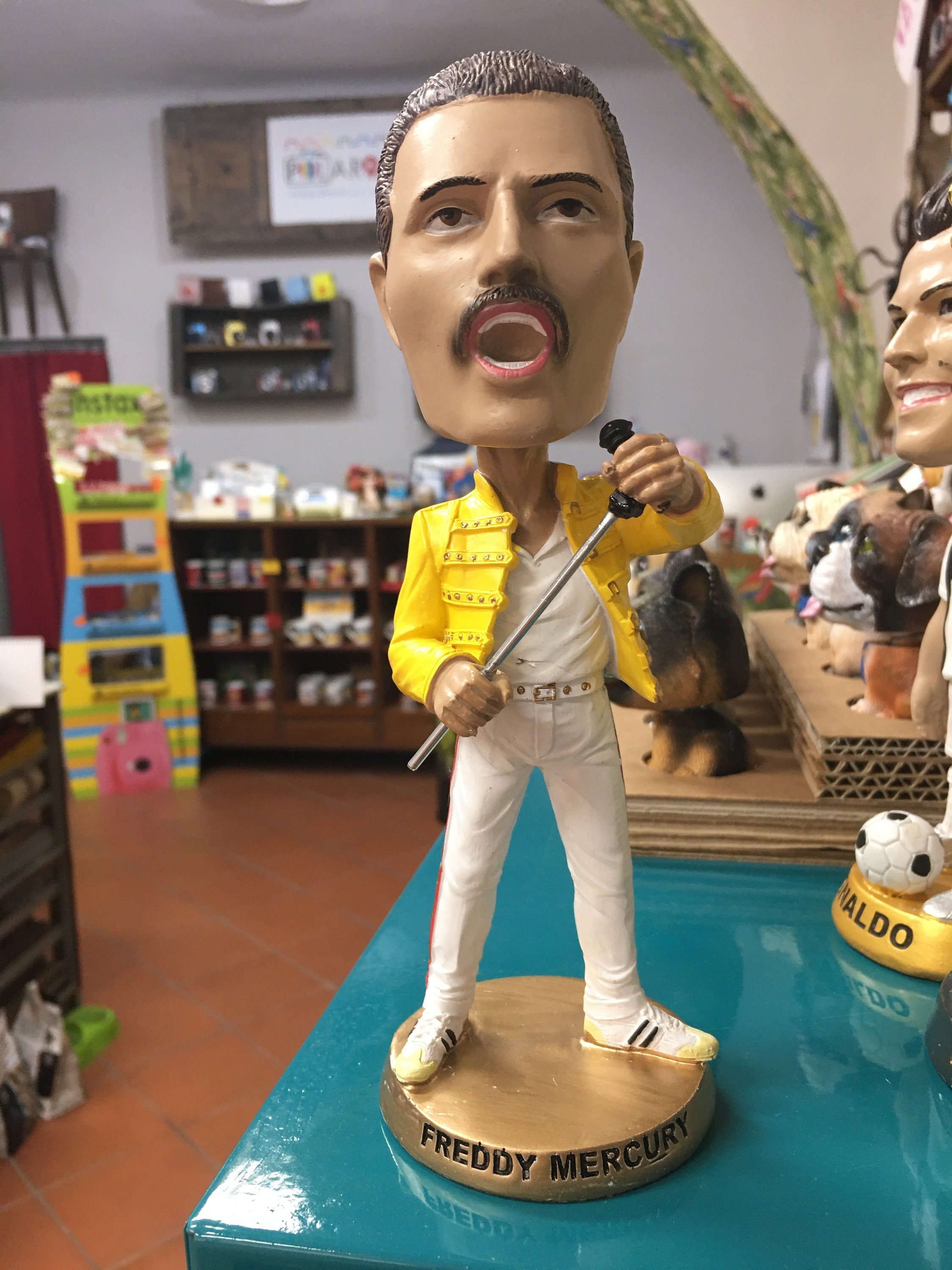 Bobblehead Glorious Figurine Jesus Trump Merkel Bob Marley - Etsy UK