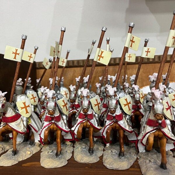 Knight Templar Figurines - Etsy
