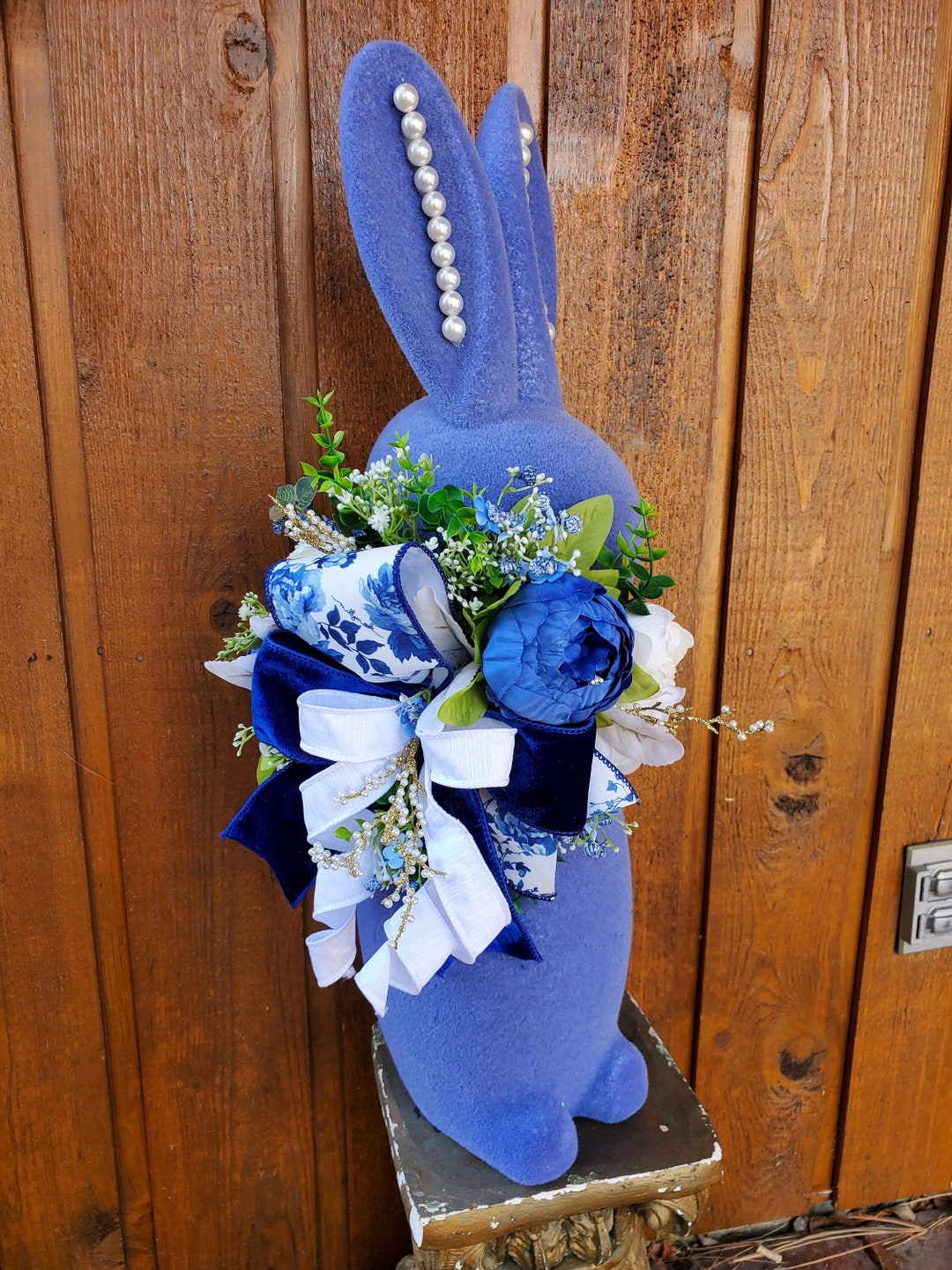 Victorian Glam Large Flocked Bunny Centerpiece,blue Chinoiserie Bunny ...