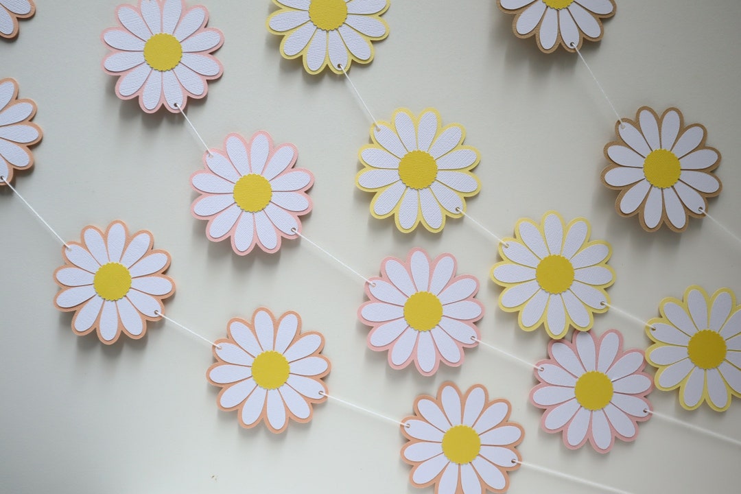 Daisy Garland for a Daisy Birthday Party. Daisy Party Decor. Groovy One ...