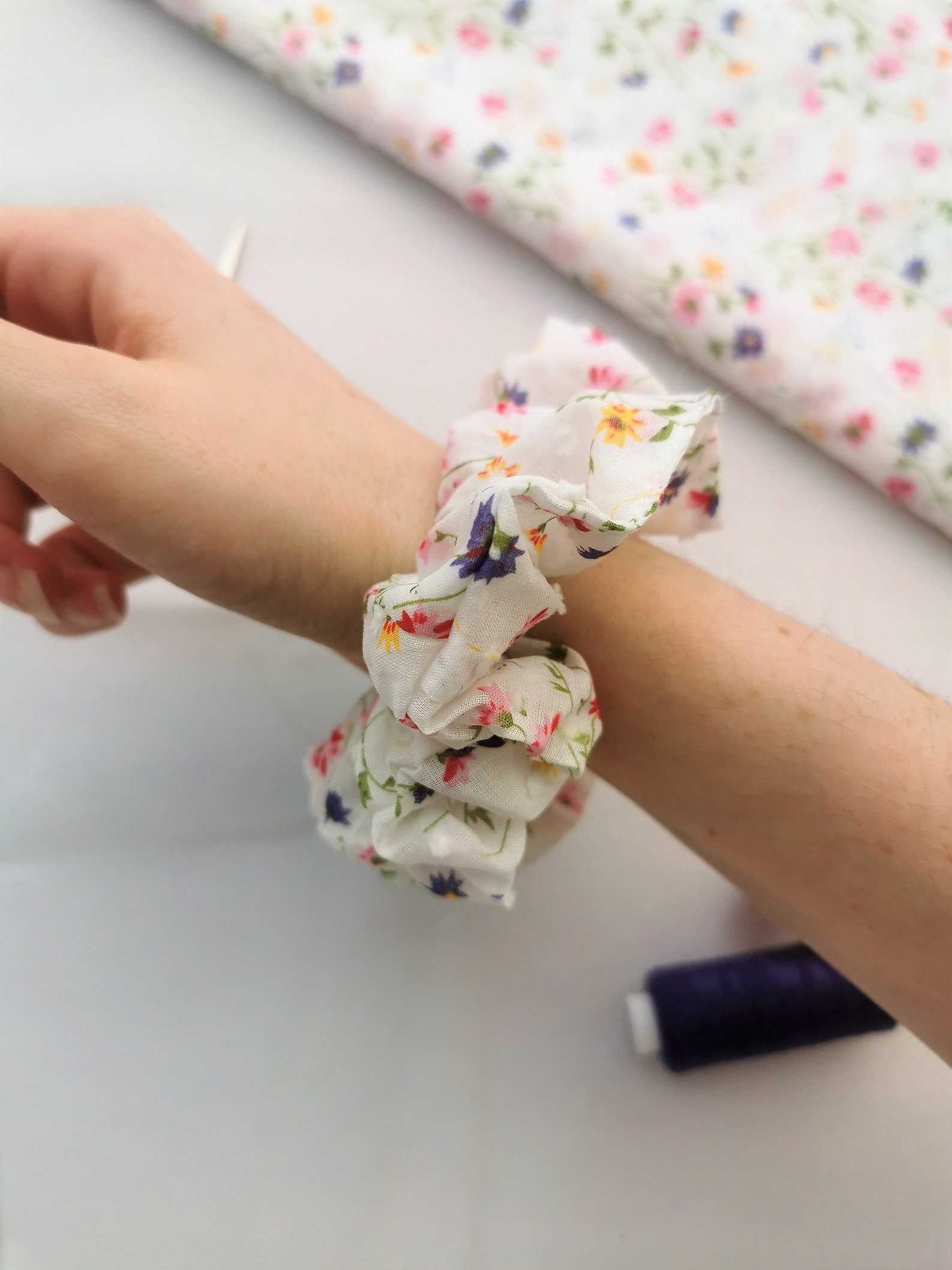 Floral Scrunchies Flower Scrunchy Hair Scrunchies Scrunchie - Etsy