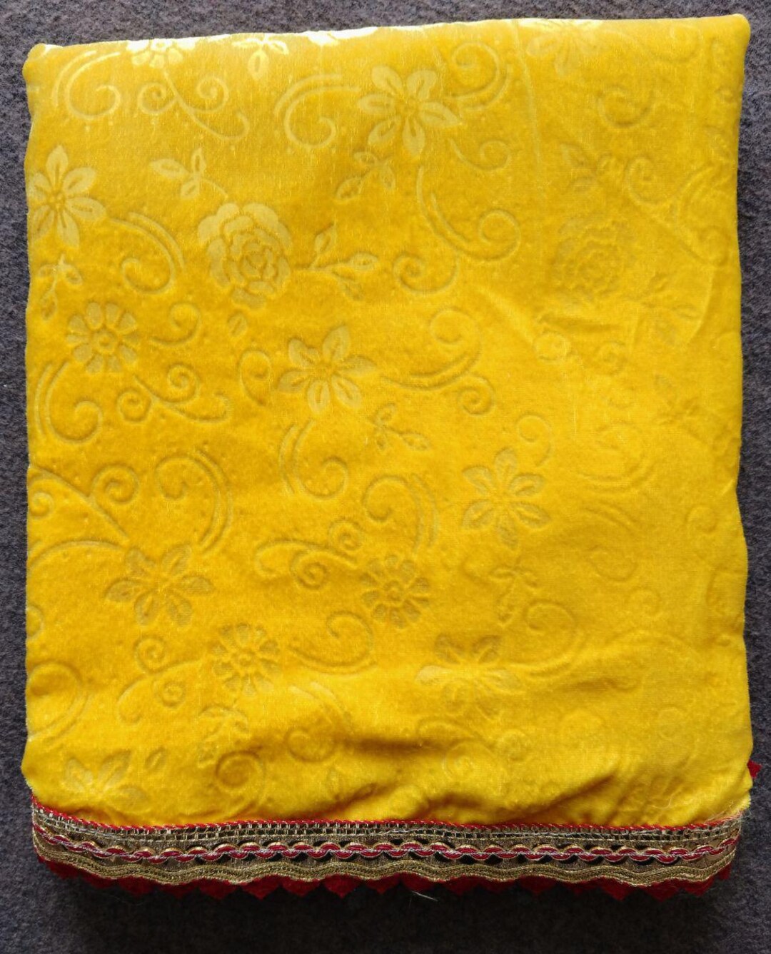 Yellow Velvet Sai Baba Shawl: Floral Deity Vastra (230 X 120 Cm) - Etsy
